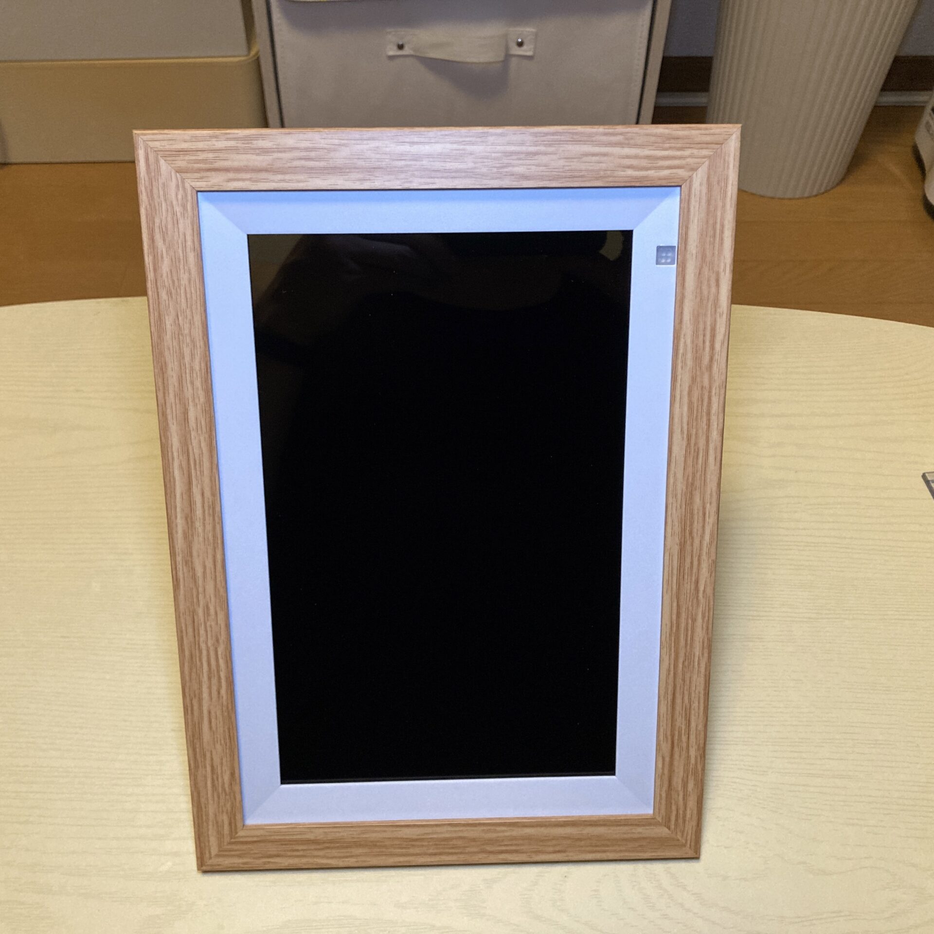 【レビュー】moonka デジタルフォトフレームの使用感をご紹介 | kanatunのメモ書き